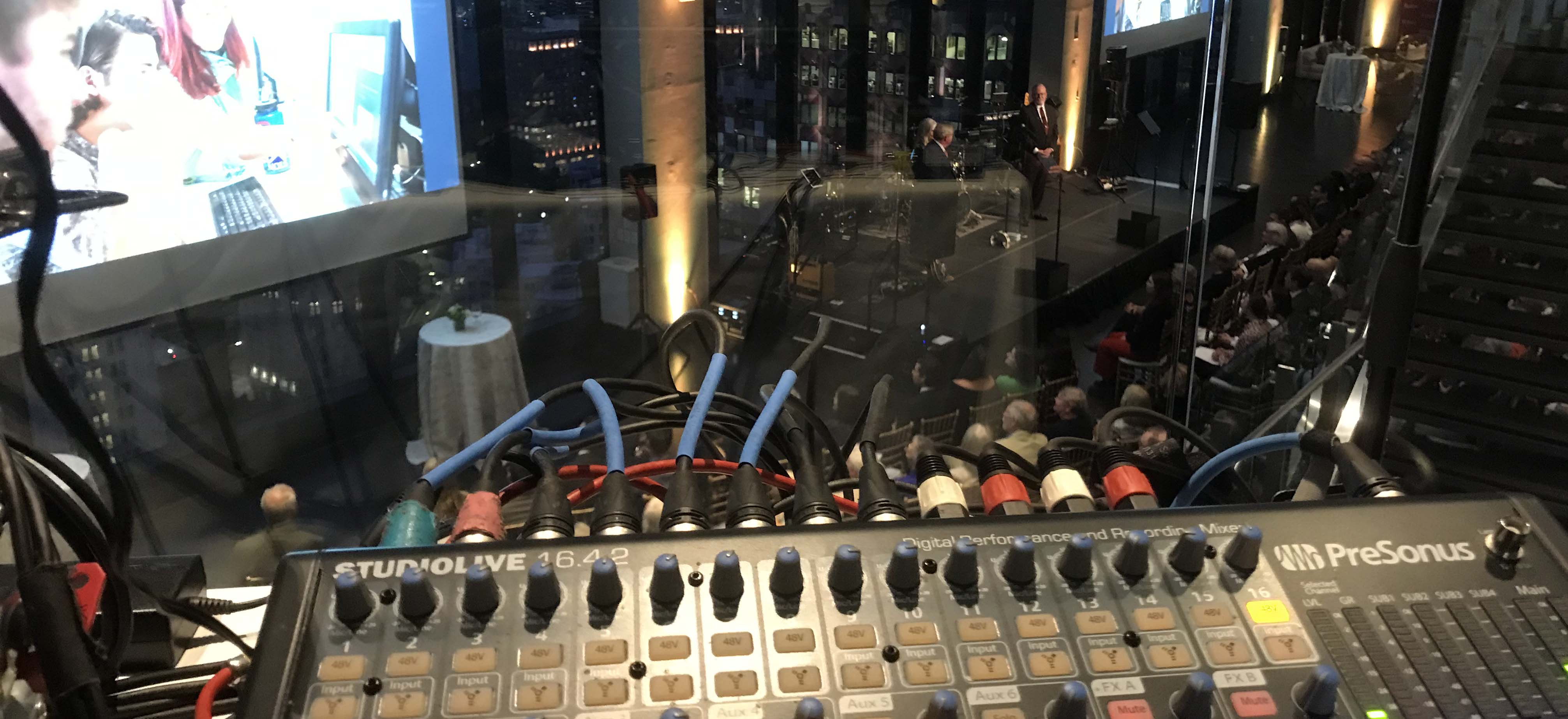 Start a side hustle as an audio visual freelancer with our booklet